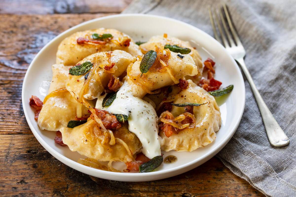 HOW TO APPLY FOR A VISIT or A TOURIST VISA TO POLAND - JASTravel